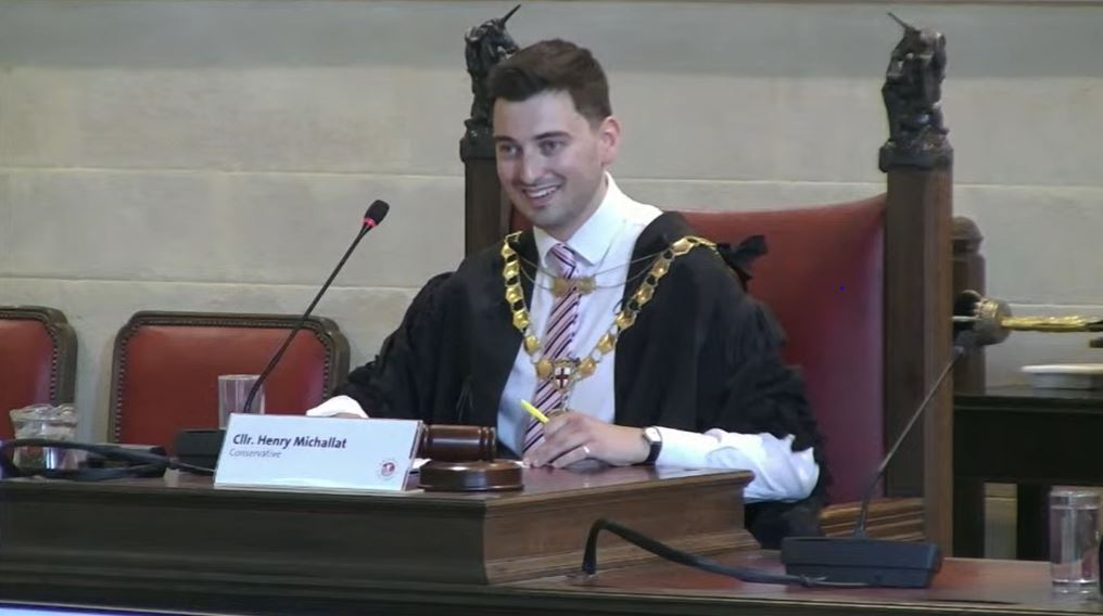 New Lord Mayor, 27, has ‘that X factor of likeability’ - Henleaze ...